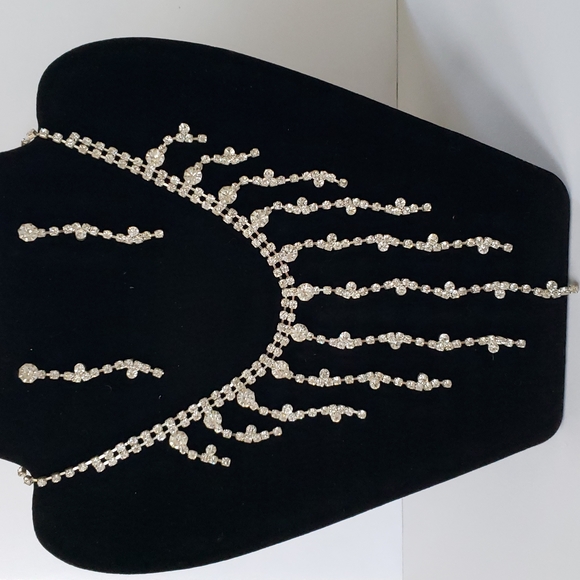 Vintage | Jewelry | New Vintage Beautiful Set Necklace And Earrings ...